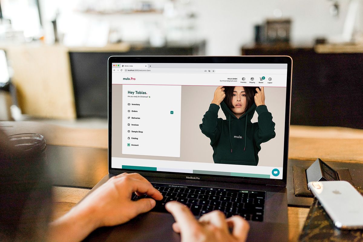 Effortless Employee Onboarding Boxes & Gifts | mula.